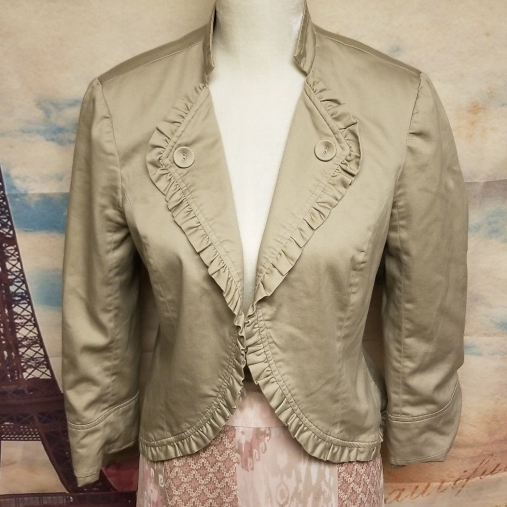 Passports Ruffle Jacket - Gem